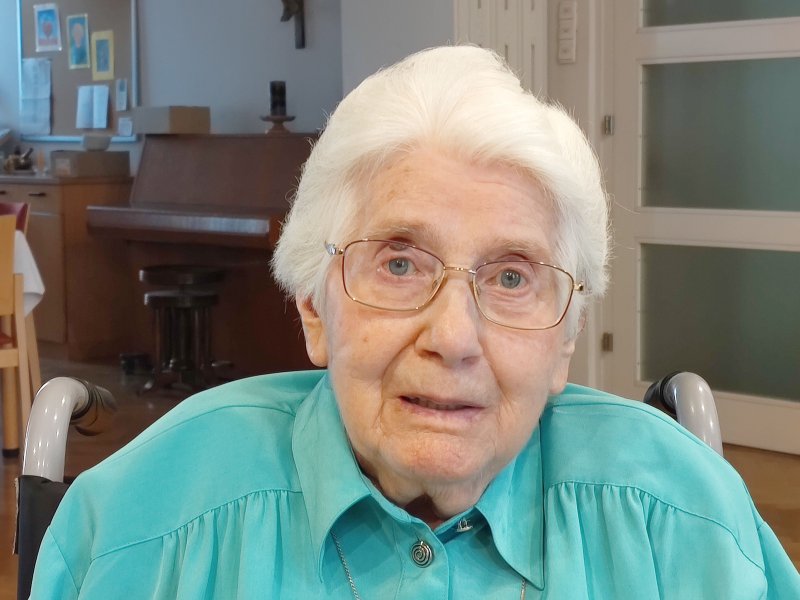 Wir gedenken unserer verstorbenen Mitschwester Fides (Maria) Mathis CS ...